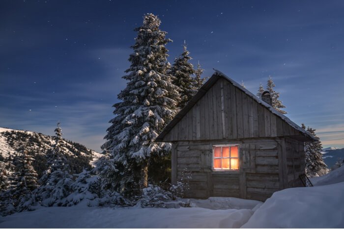 Cómo Restaurar El Exterior De Una Cabaña De Madera Con Aislamiento ...