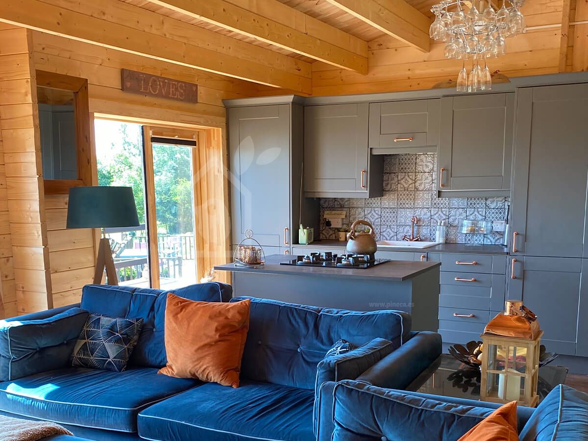 Casa de madera NICOLE (44 mm + revestimiento), 68 m²