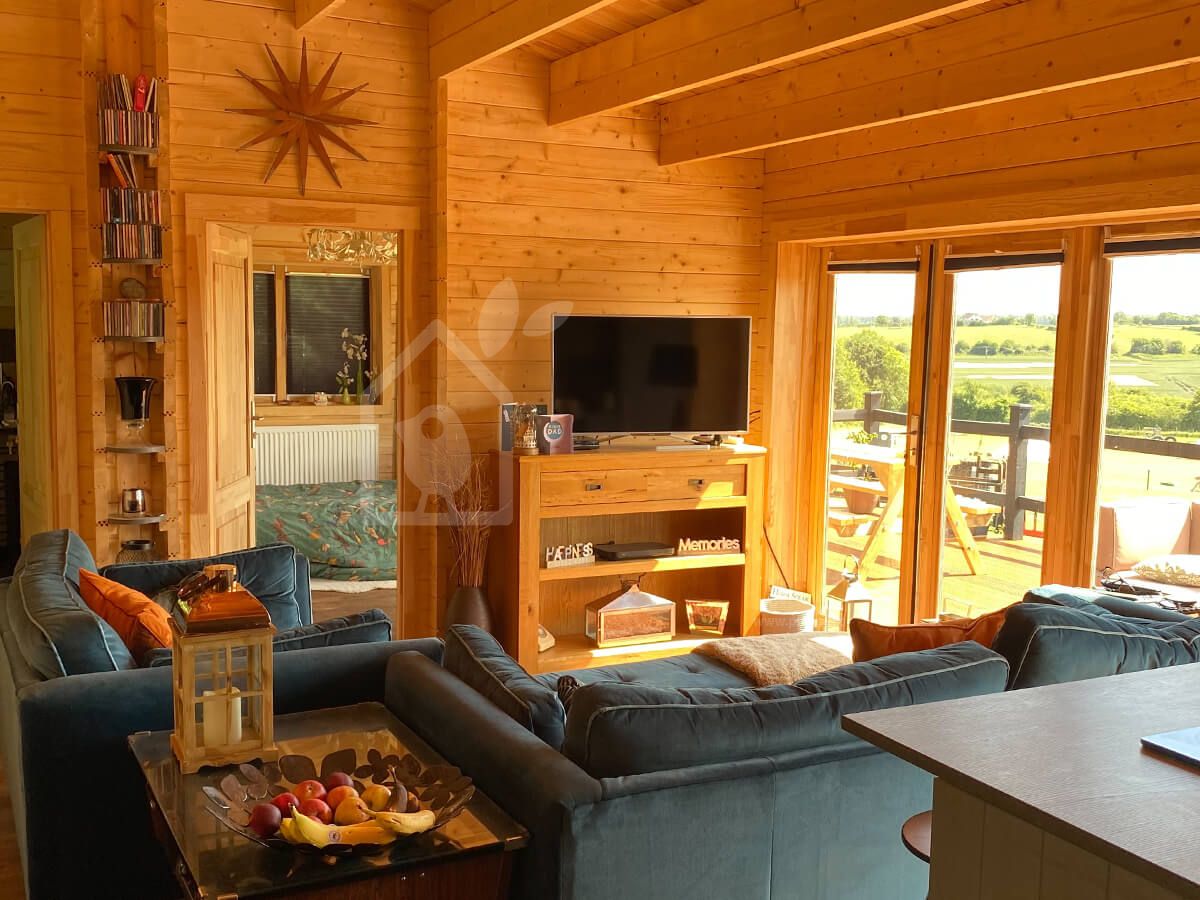 Casa de madera NICOLE (44 mm + revestimiento), 68 m²