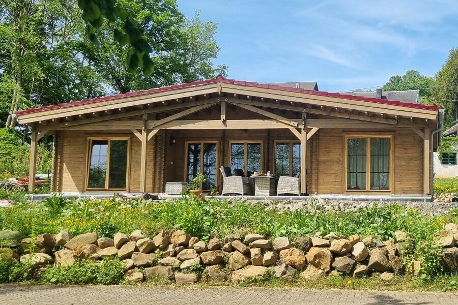 Un proyecto de toda una vida: la casa de madera prefabricada de Patrick ...